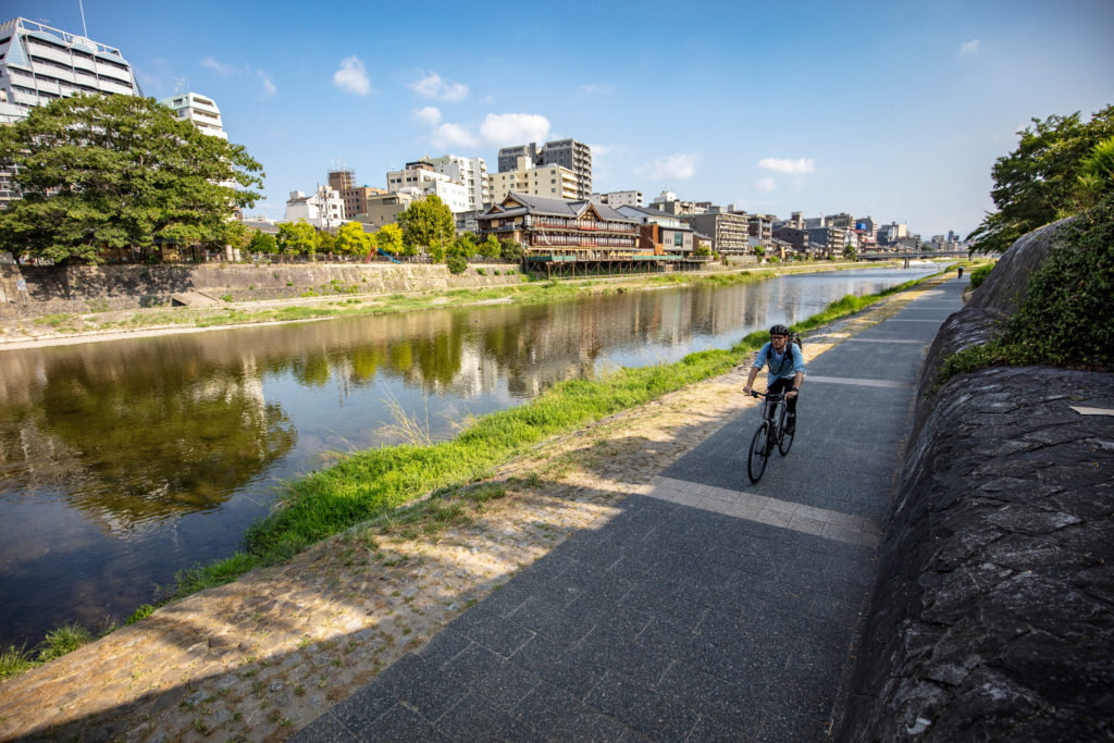 Stadsfietsen - Geert Velo - stadsfietsen - Geert Velo- Aalst - Cube - Trek